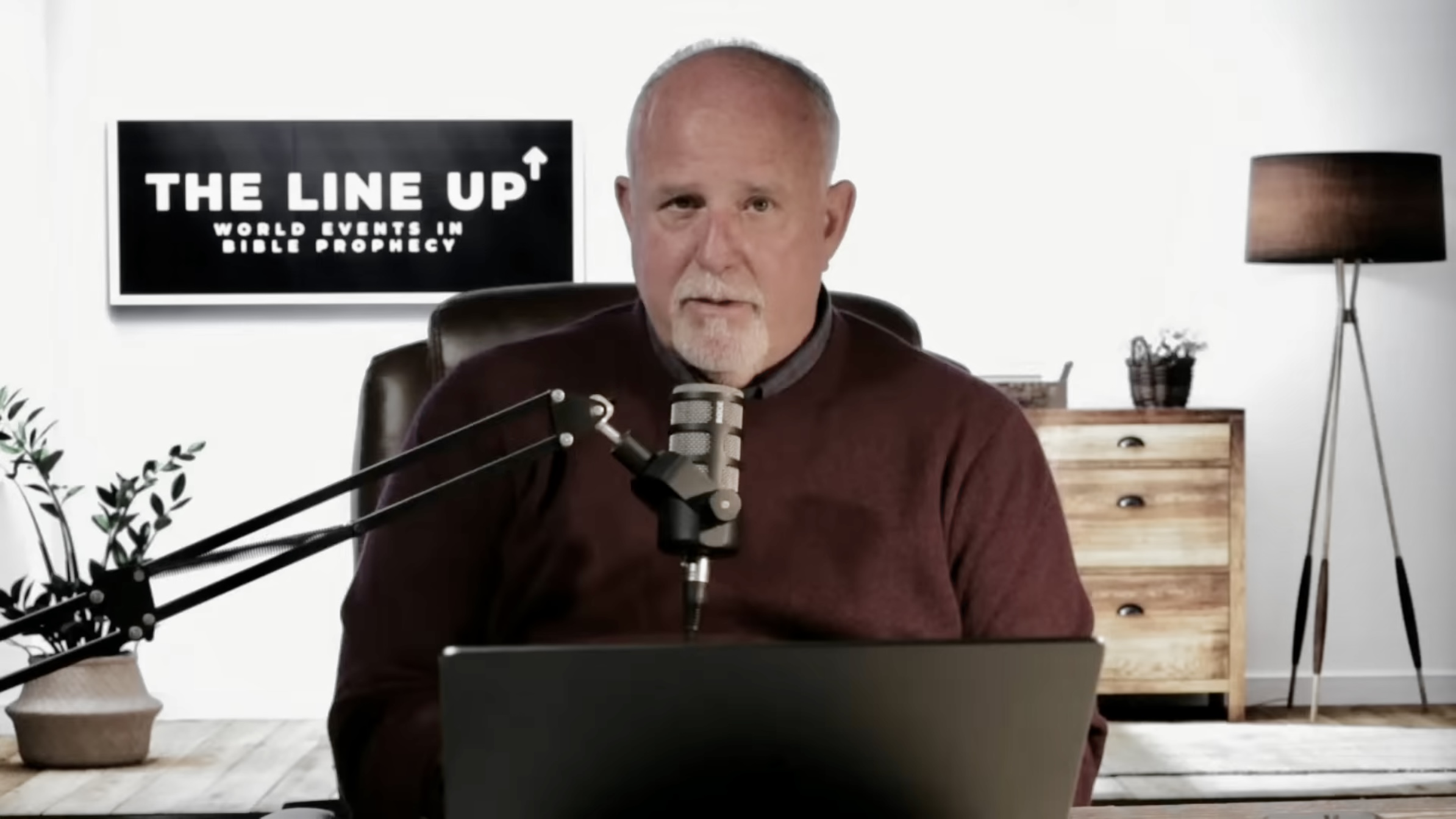 Barry Stagner: The Line Up — Global War, U.S. Moves Nuclear Weapons ...